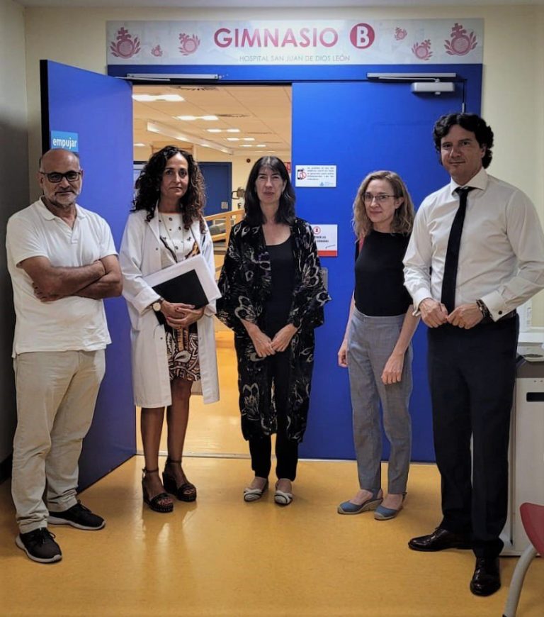 Protegido: Elena Urdaneta visita el Hospital San Juan de Dios de León ...